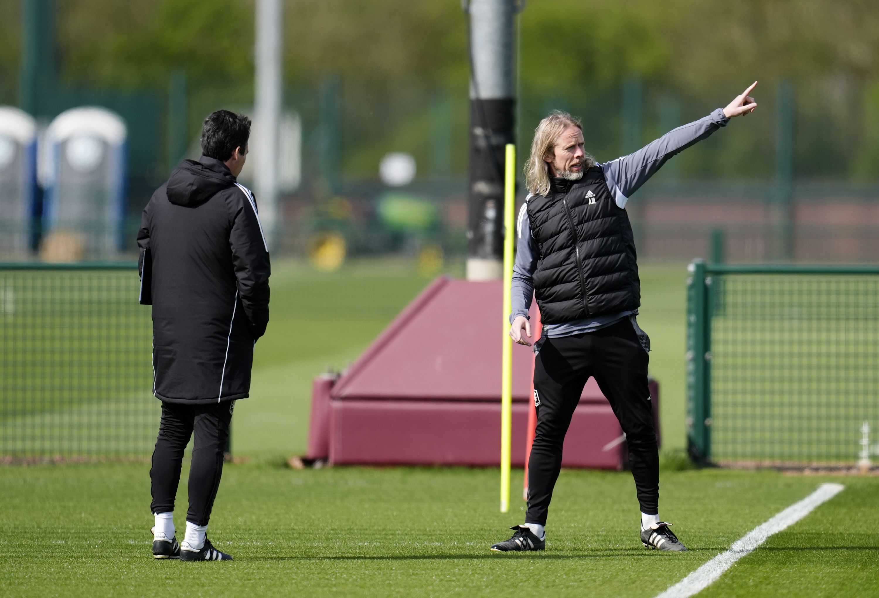 Training - VESTIAIRES